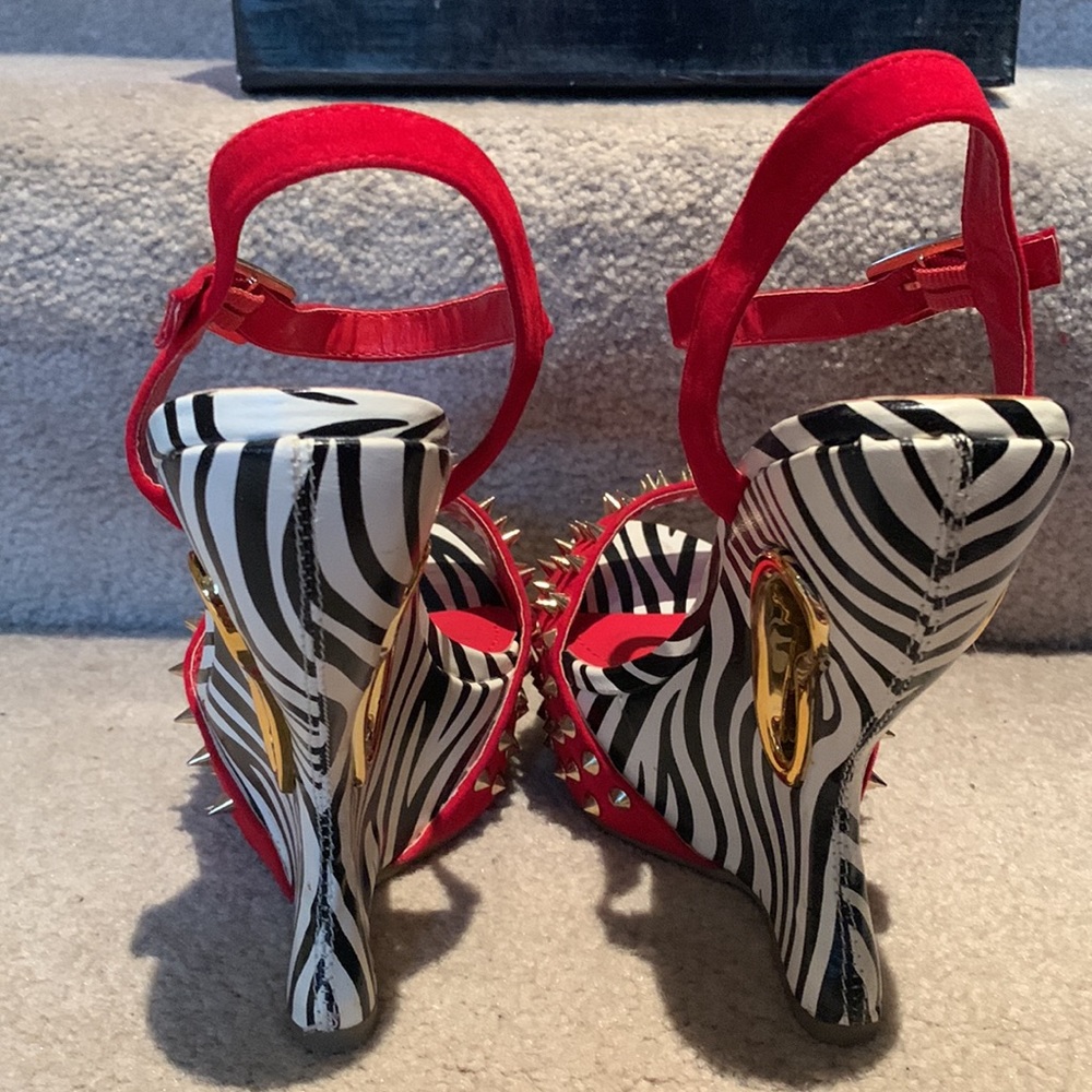 Super Sexy & Fun Red Spike Studded Anti Gravity Zebra… - Gem